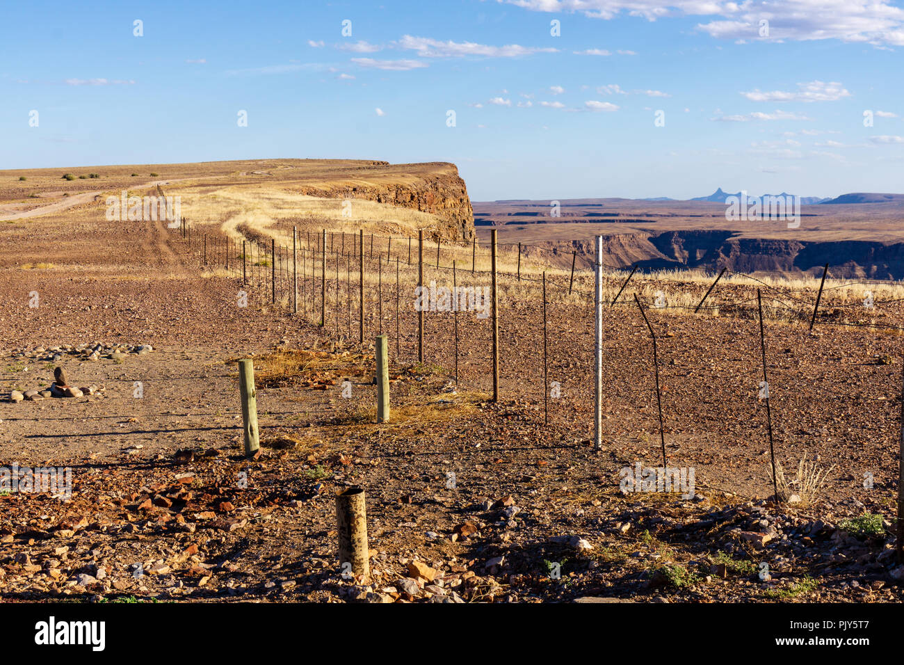 Fish fence hi-res stock photography and images - Alamy