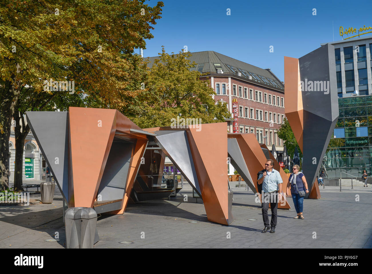 Aachen bus stop hi-res stock photography and images - Alamy