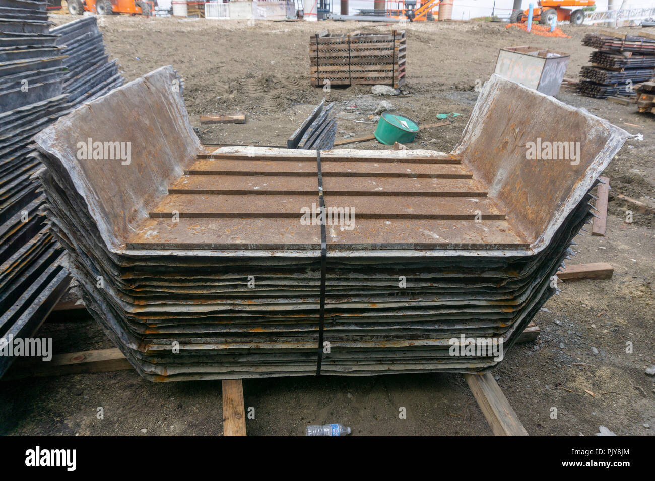 Raw materials bundle hi-res stock photography and images - Alamy