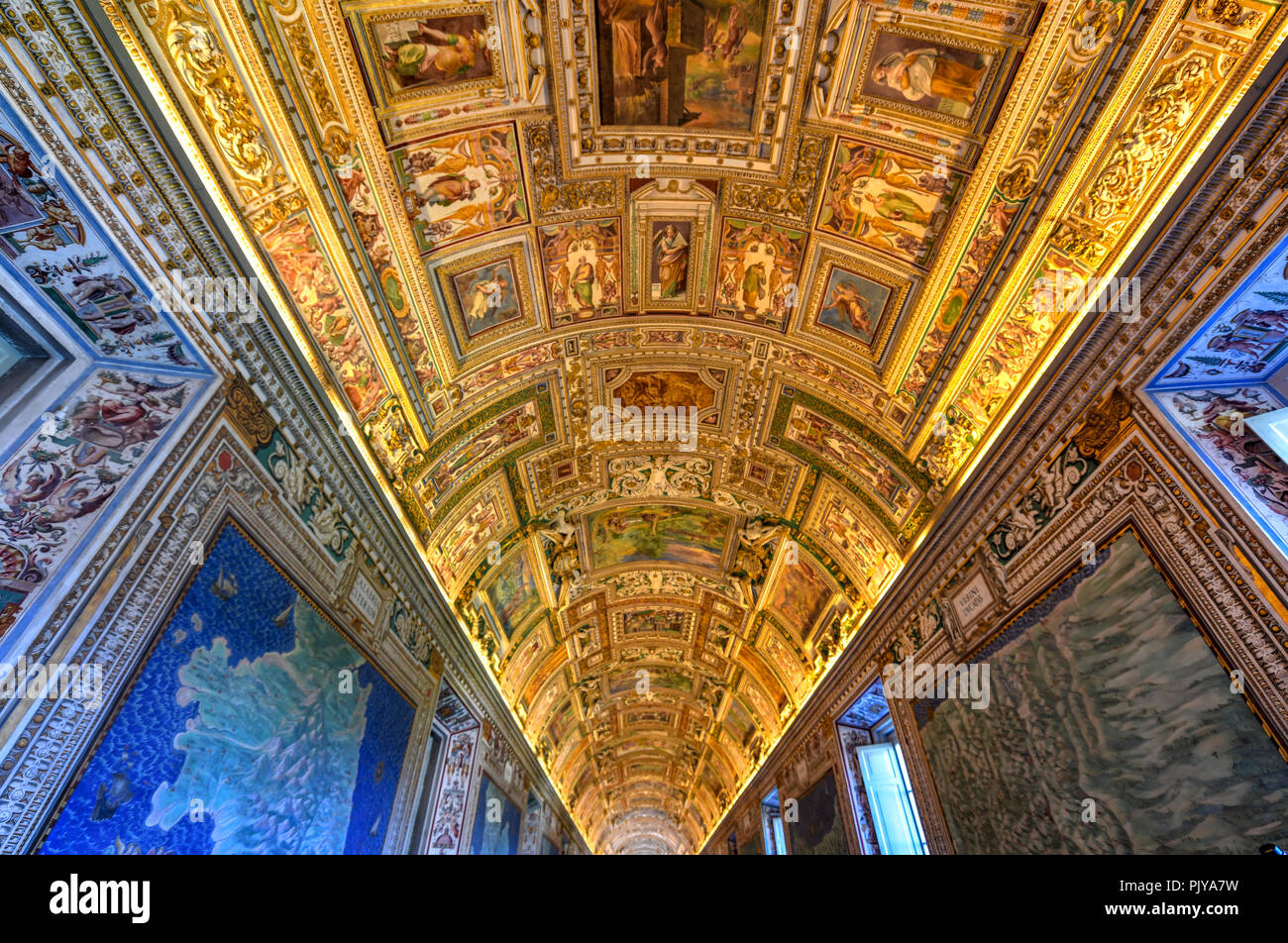 Vatican museum inside ornate ceiling hi-res stock photography and images - Alamy