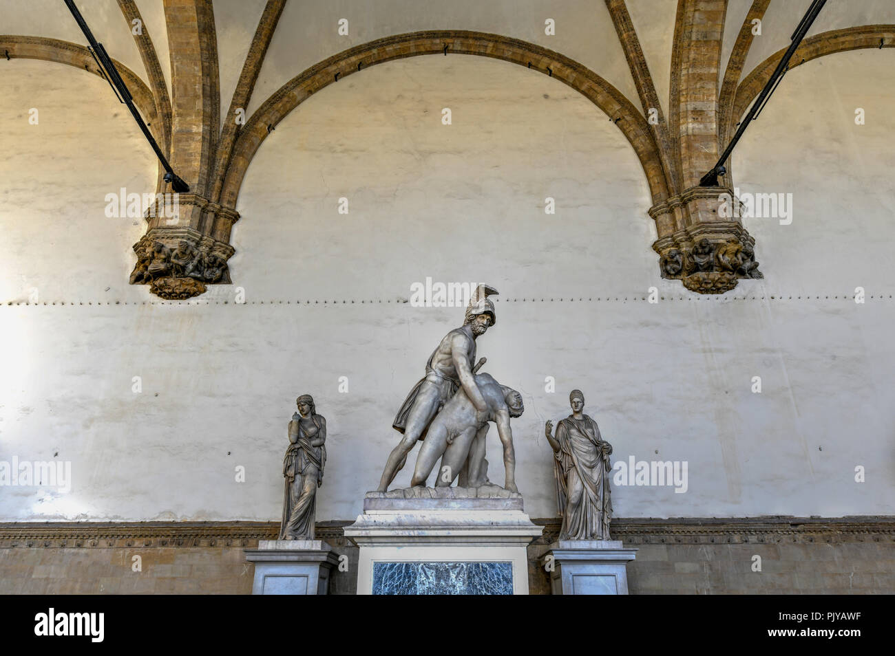 Menelaus supporting body patroclus loggia hi-res stock photography and ...