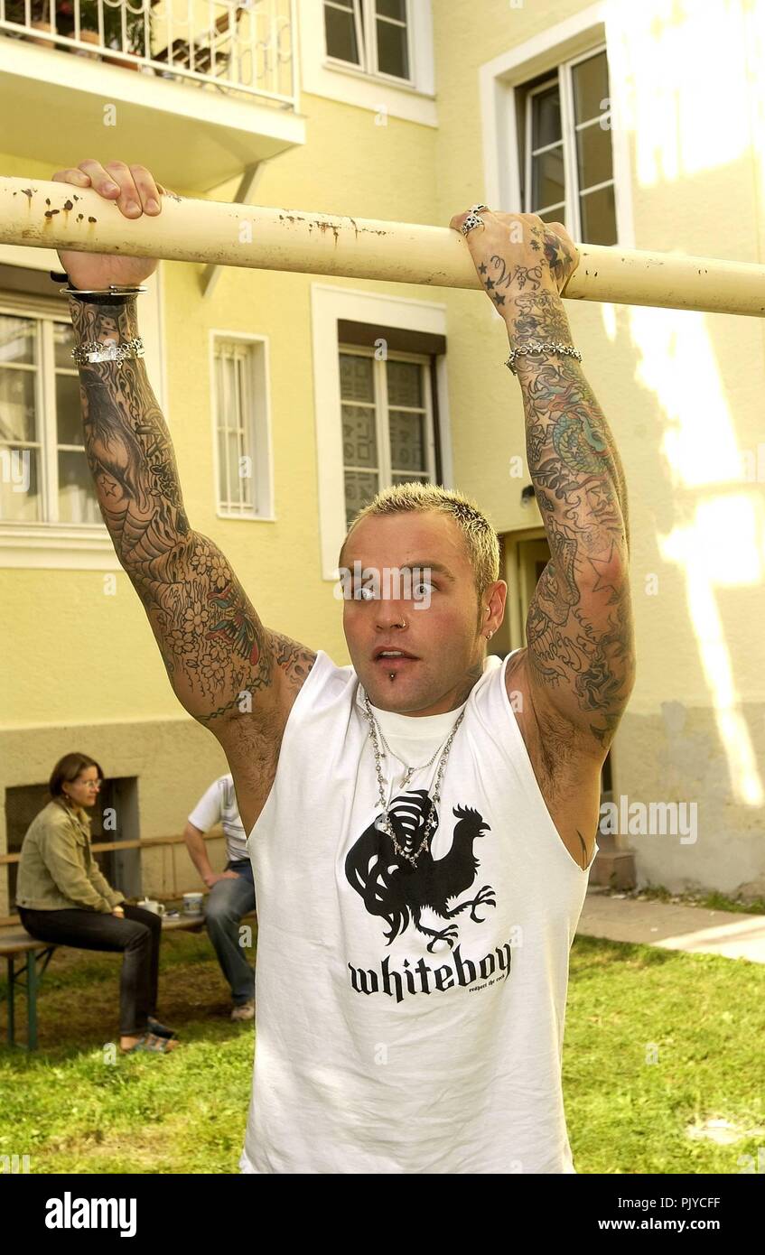 Shifty Shellshock, Sänger der amerikanischen Crossover Band "Crazy Town ...