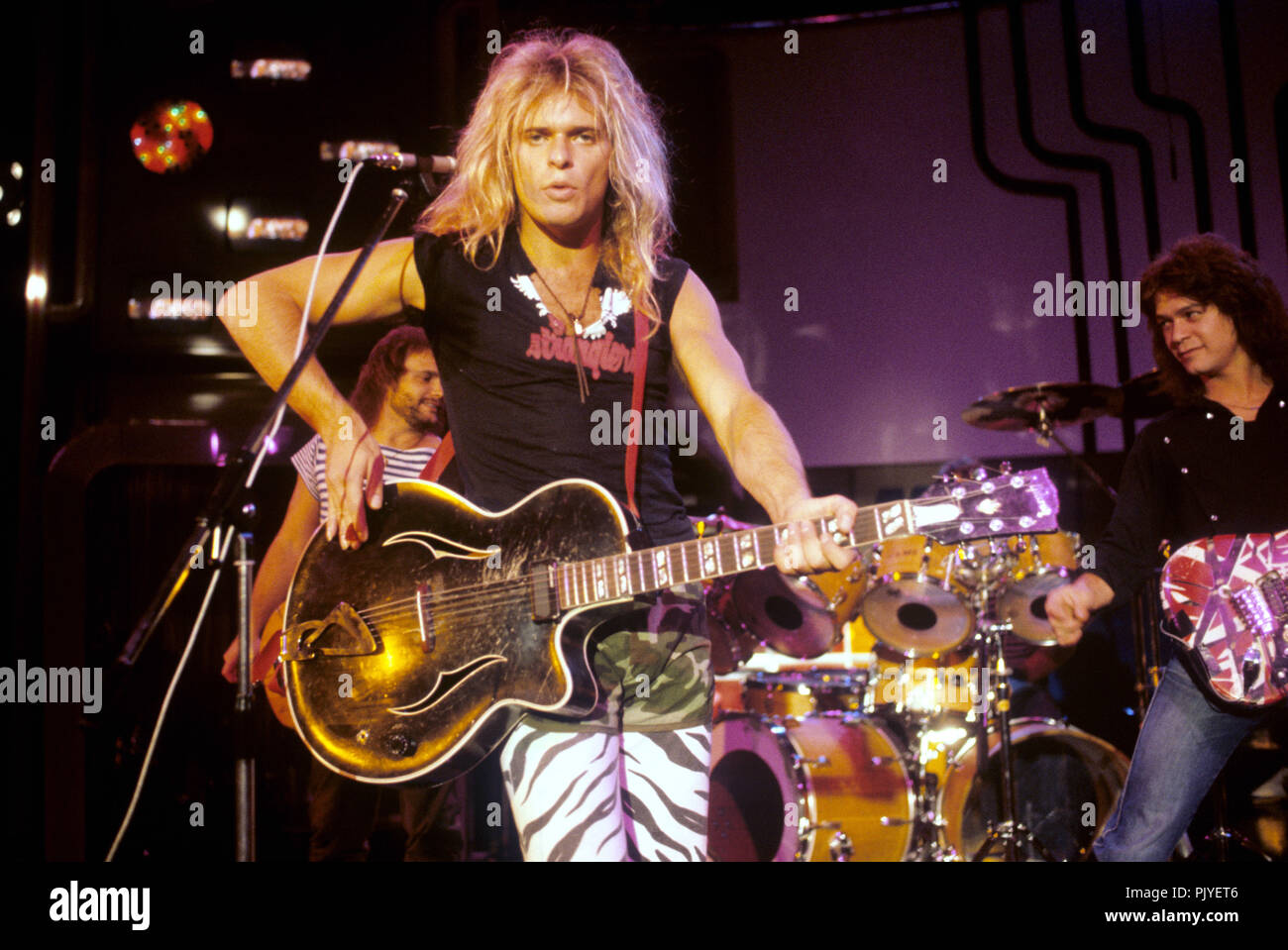 David Lee Roth (Van Halen) on im Oktober 1981 in . | usage worldwide ...