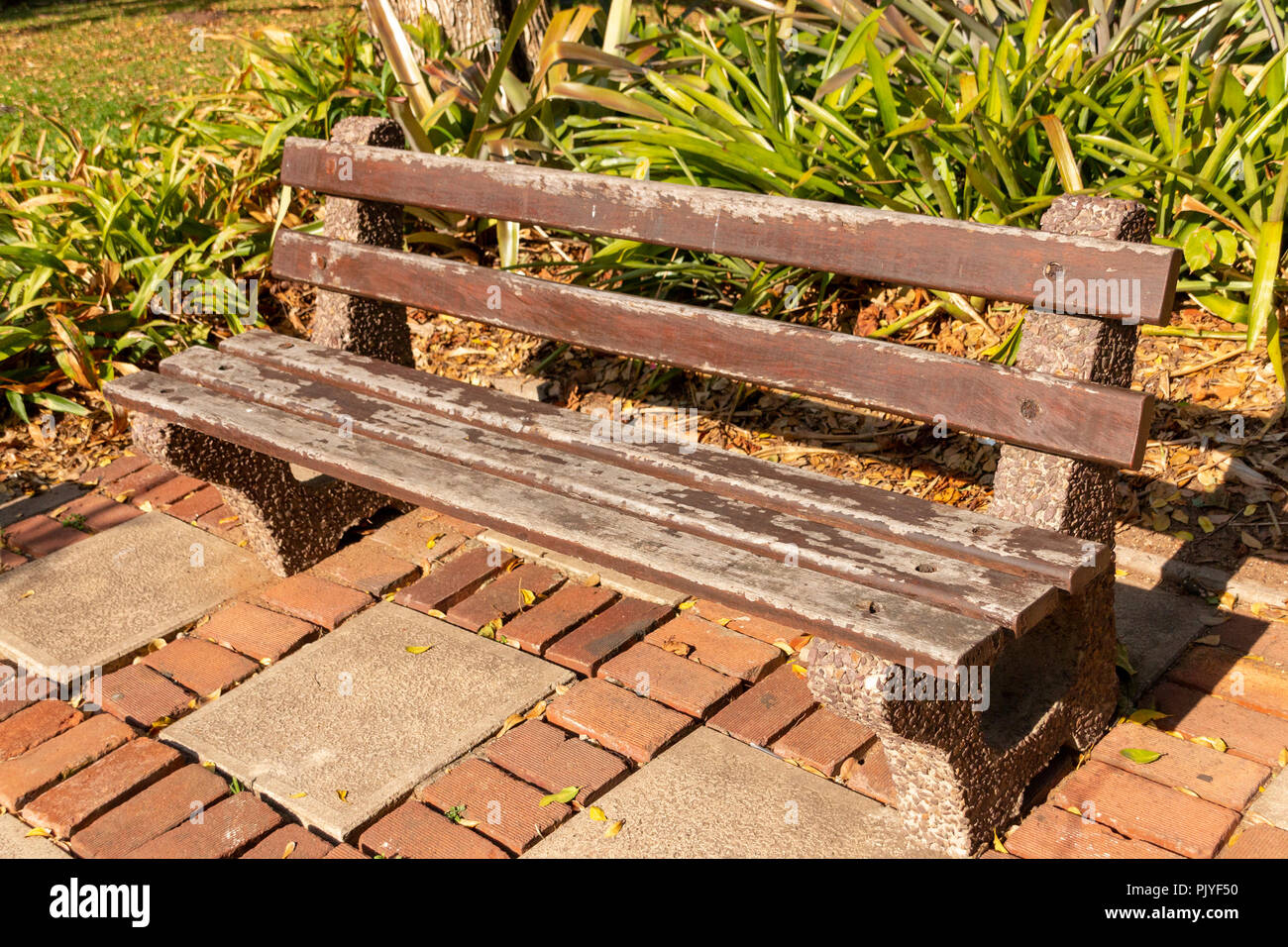 Grassm wooden hi-res stock photography and images - Alamy