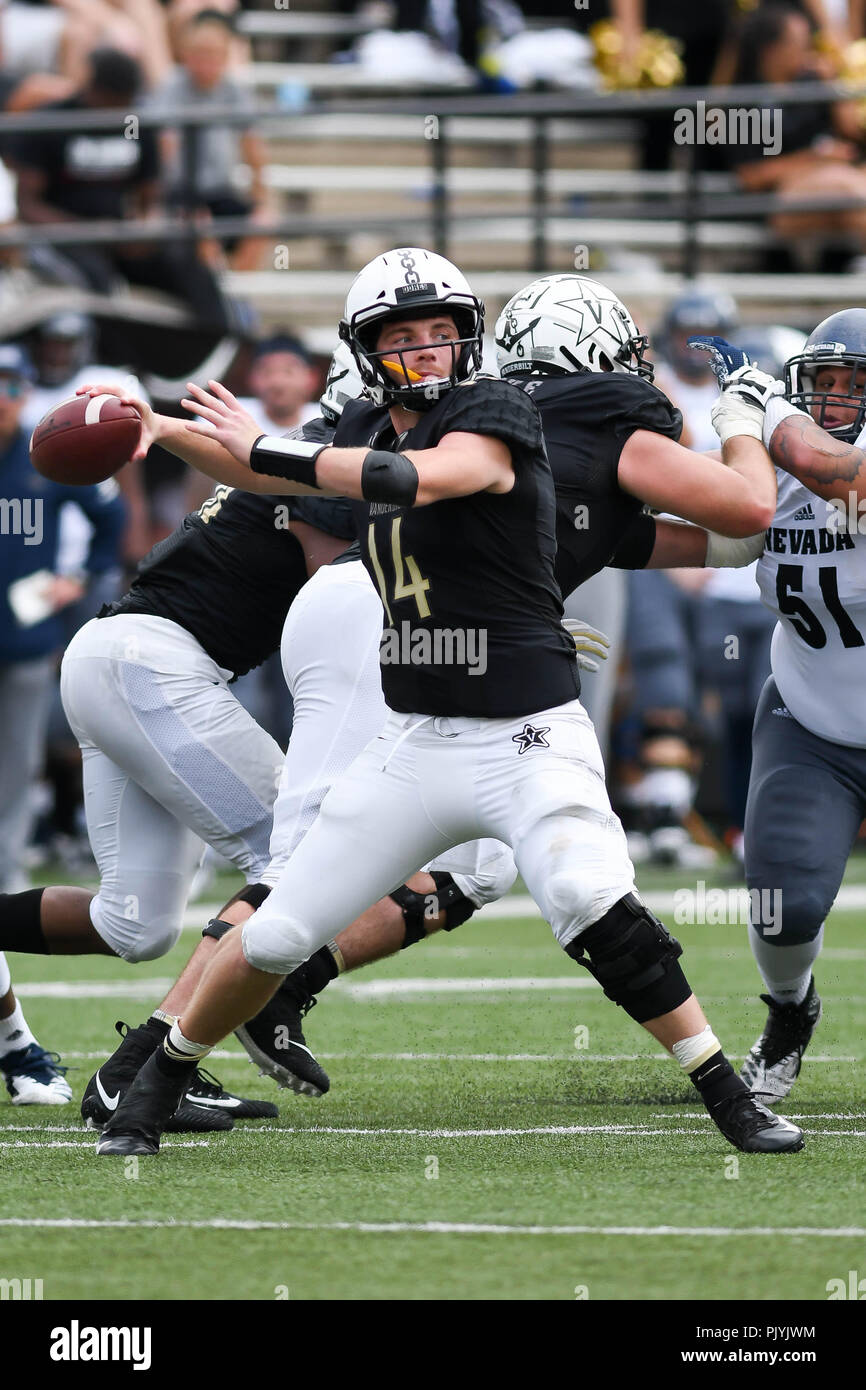 Nashville, USA. 08th Sep, 2018. Vanderbilt quarterback Kyle Shurmur (14 ...