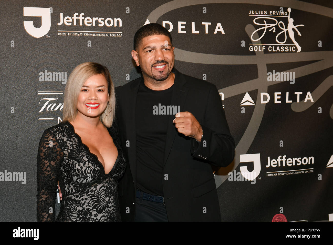Philadelphia, Pennsylvania, USA. 9th Sep, 2018. Former boxing great ...
