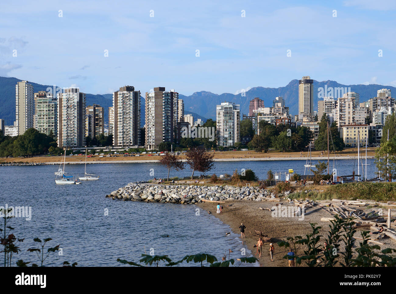 Vancouver waterfront skyscraper hi-res stock photography and images - Alamy