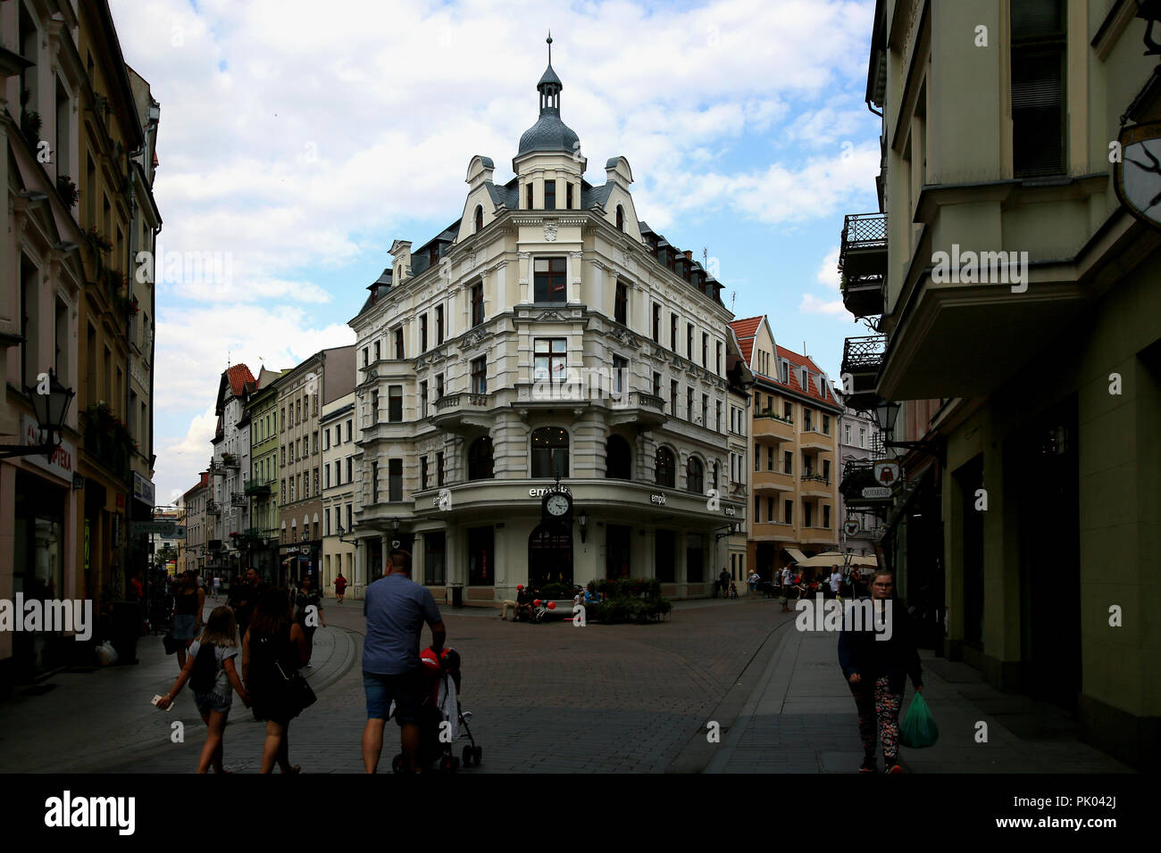 Thorn torun hi-res stock photography and images - Alamy