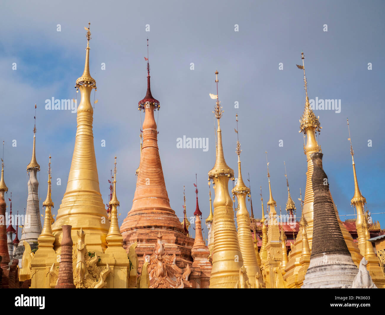Indain temple hi-res stock photography and images - Alamy
