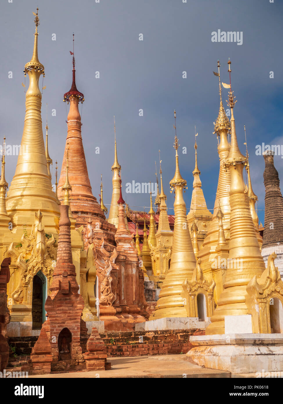 Shwe Inn Dain Pagoda, Inle lake, Myanmar Stock Photo - Alamy