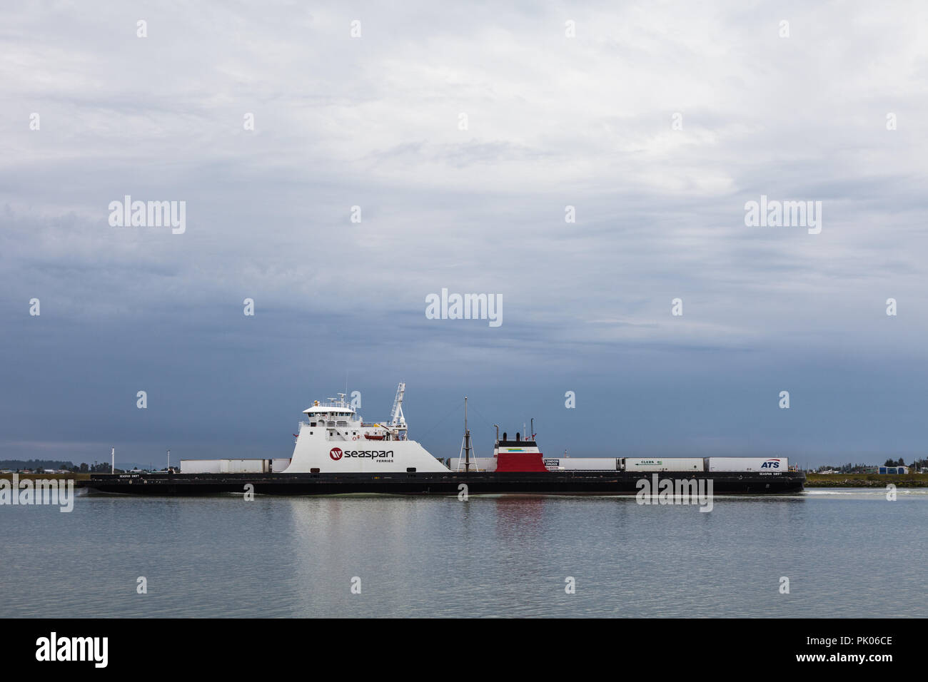 Boat trailer truck hi-res stock photography and images - Alamy