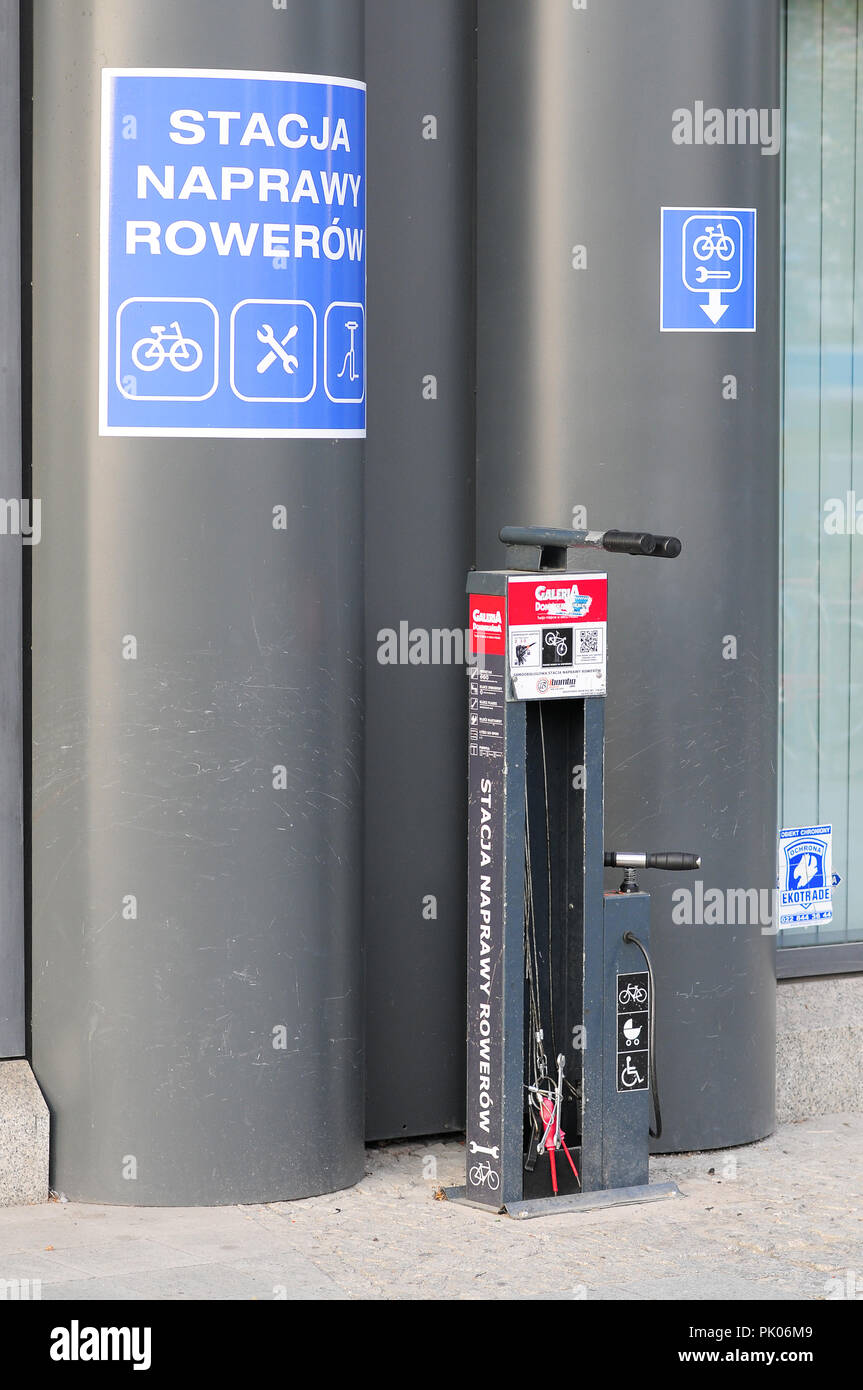 Bike repair station hi-res stock photography and images - Alamy
