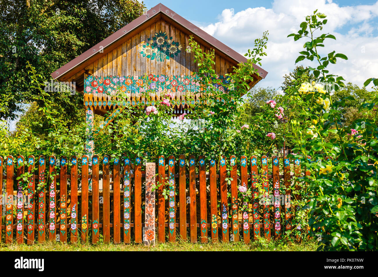 Painted village zalipie poland hi-res stock photography and images - Alamy