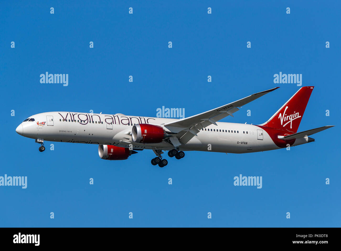 Boeing 787-9 Dreamliner (G-VFAN) operated by Virgin Atlantic on ...