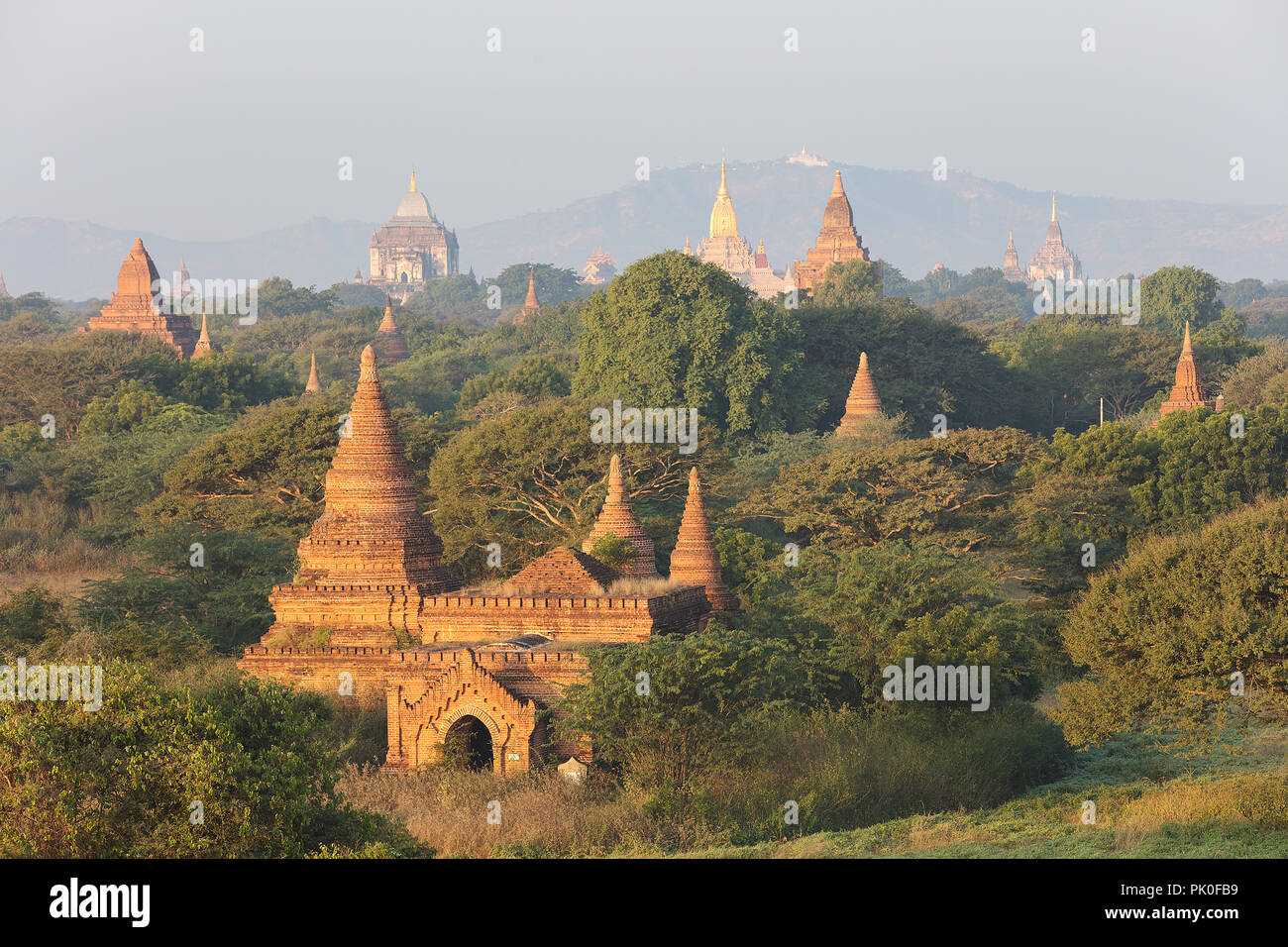 Temples and pagoda hi-res stock photography and images - Alamy