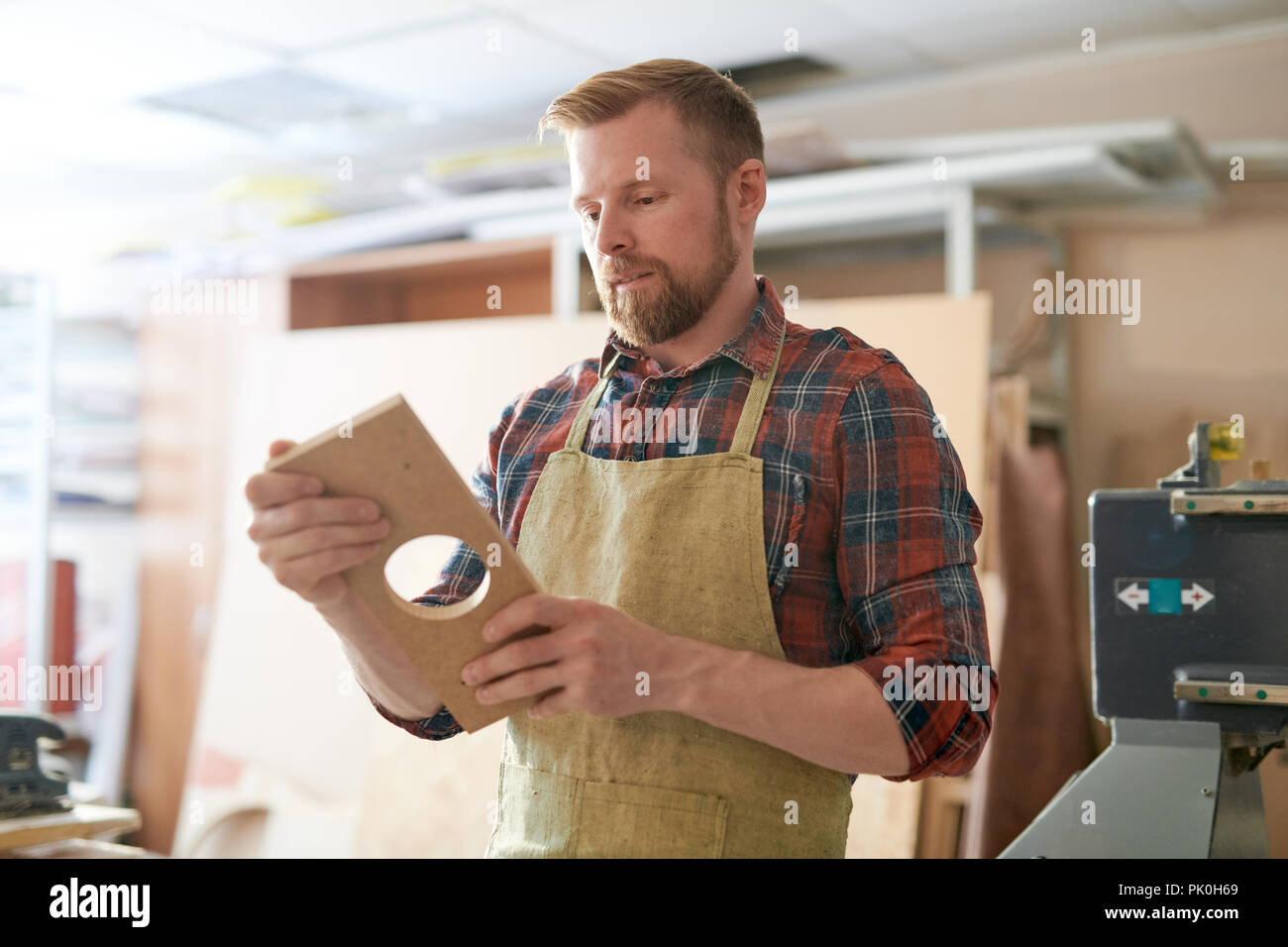 Woodworker at work Stock Photo - Alamy
