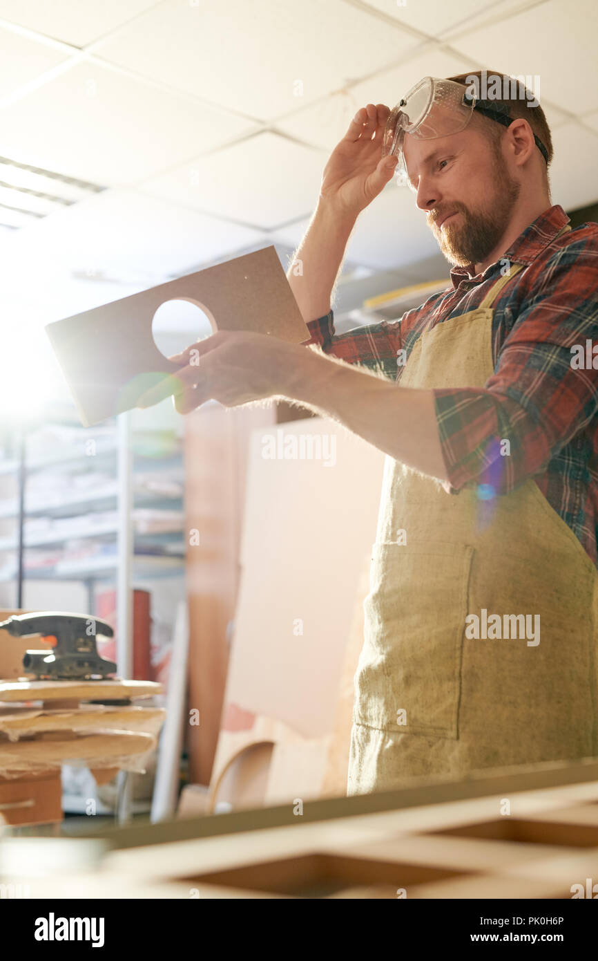 Carving craft hi-res stock photography and images - Alamy