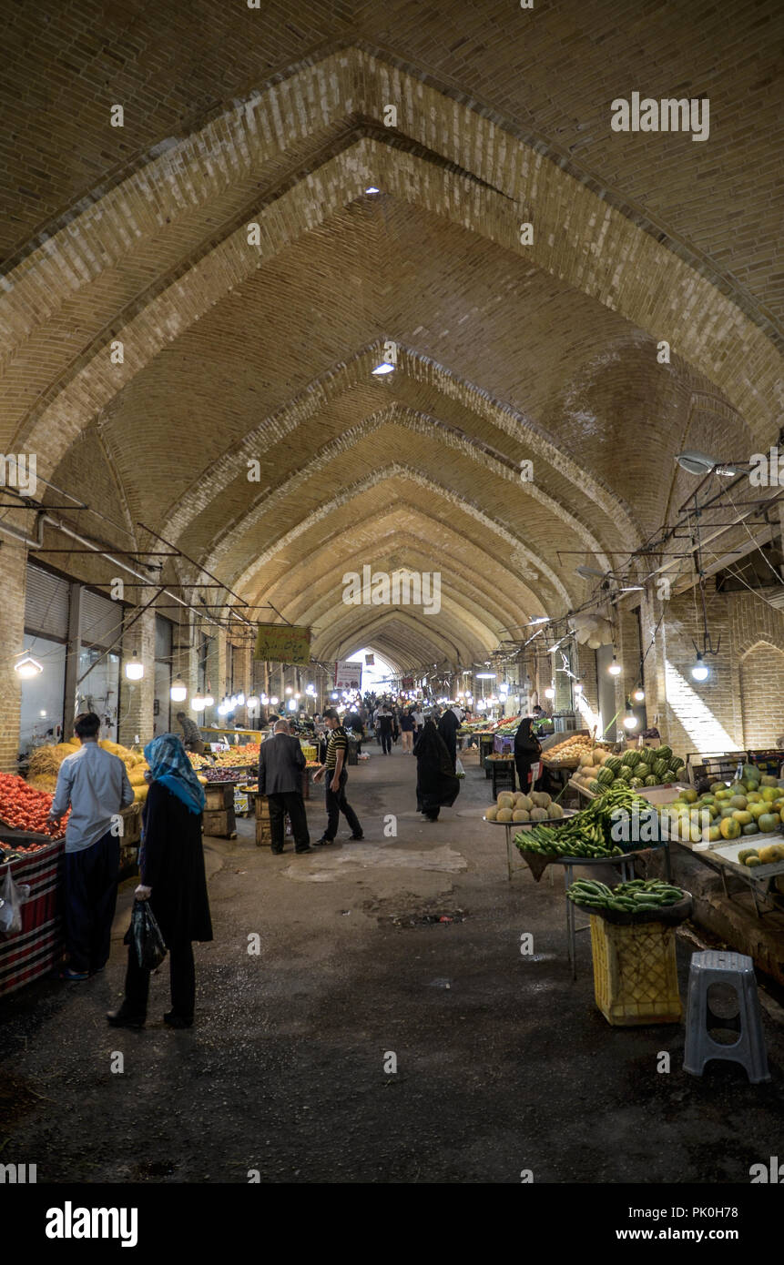 Kermanshah Bazaar, in Kermanshah Province, Iran Stock Photo - Alamy
