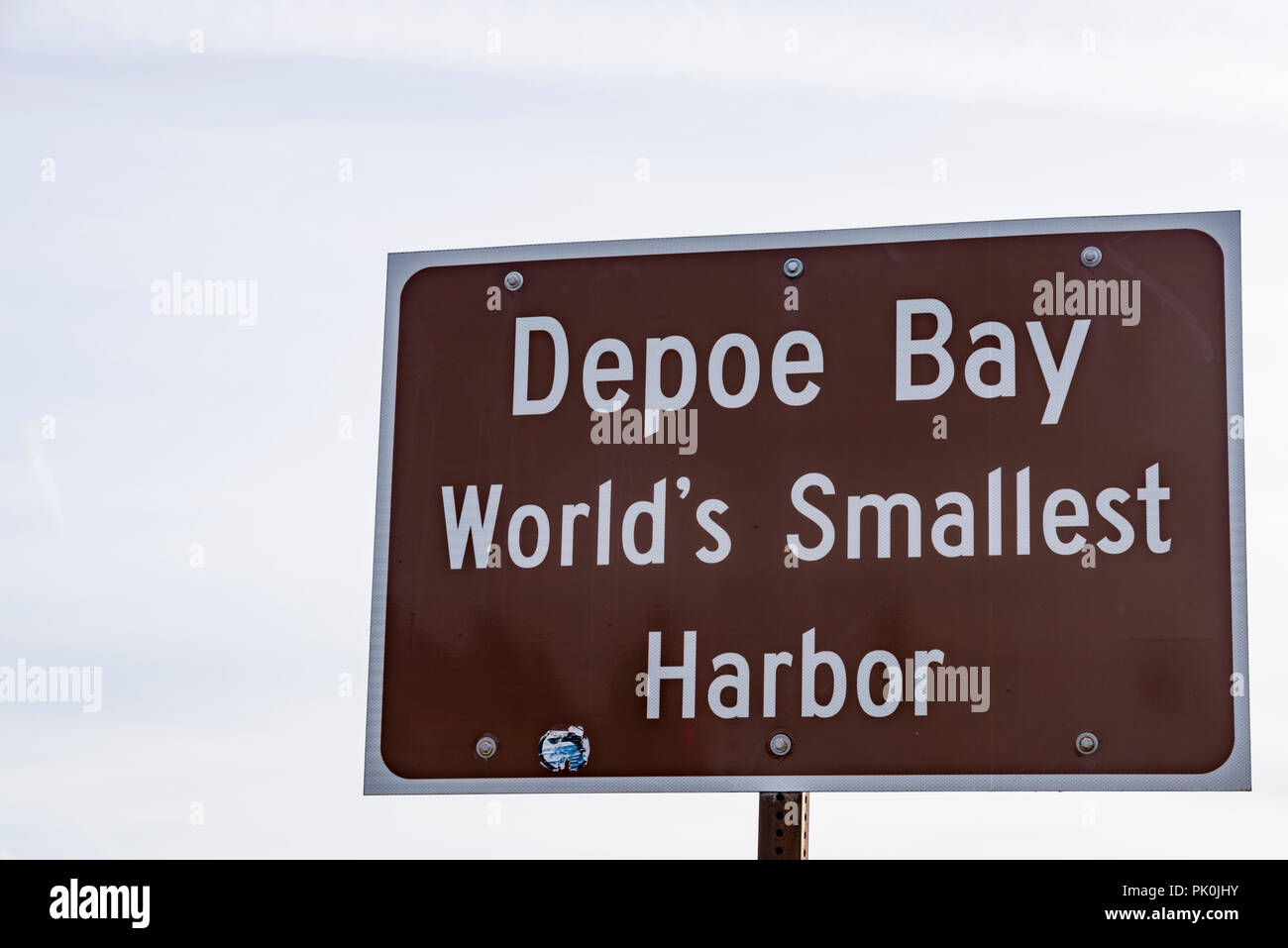 Harbour sign harbor hi-res stock photography and images - Alamy