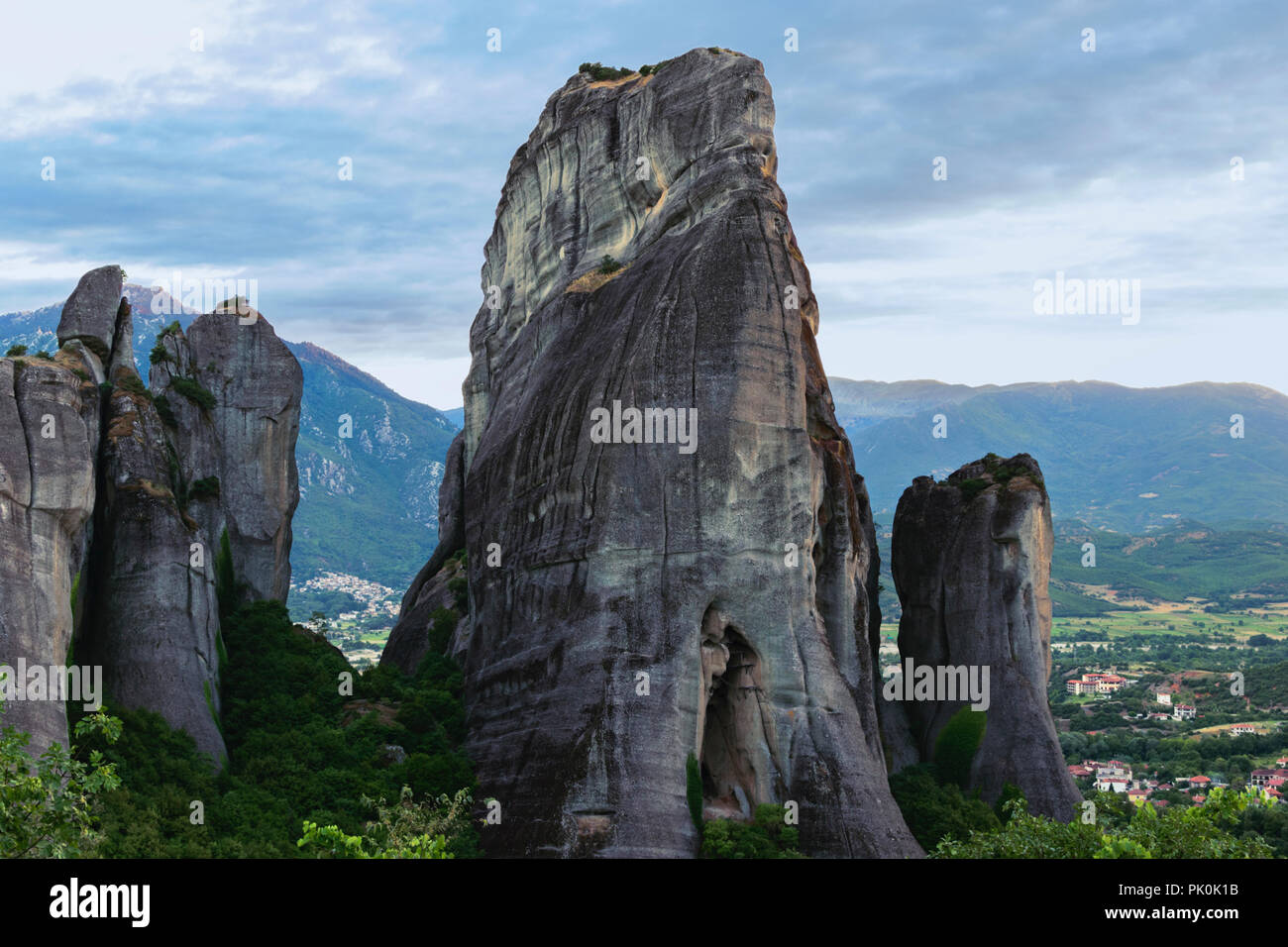 The monks retreat hi-res stock photography and images - Alamy