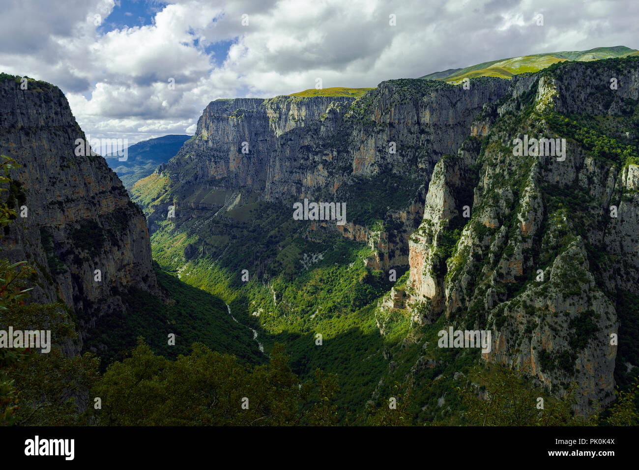 Vikos Gorge as seen from Oxya Viewpoint Stock Photo - Alamy