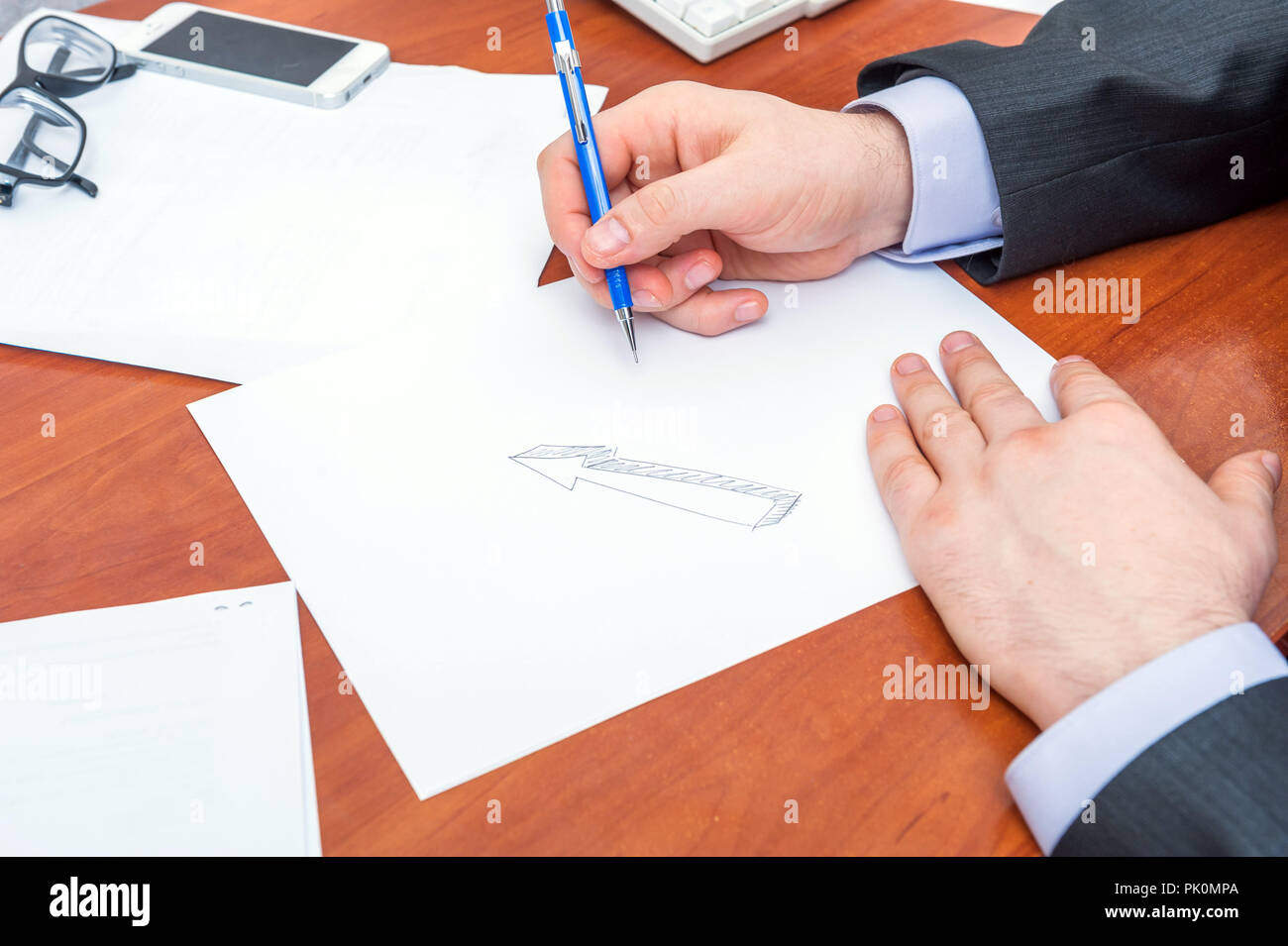 Signs documents hi-res stock photography and images - Alamy