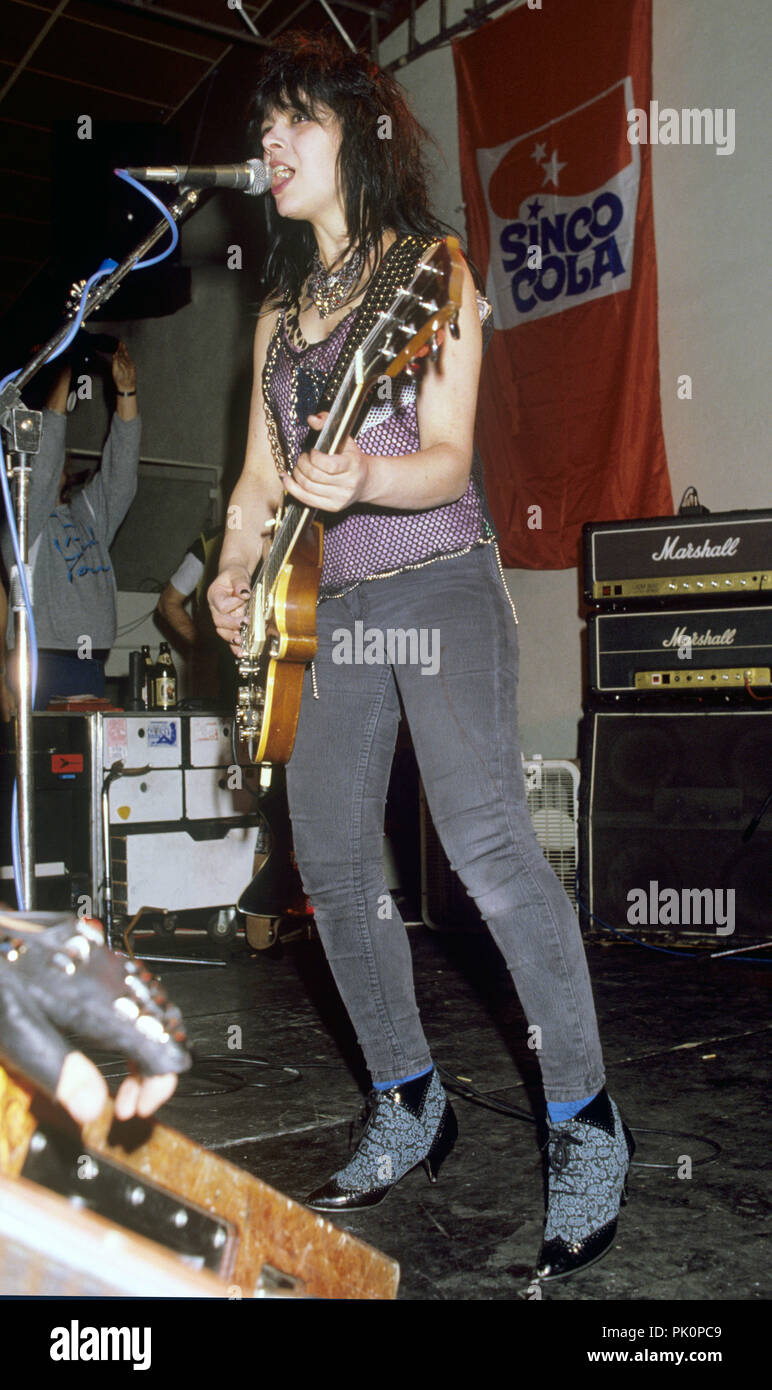 Cris Bonacci (Girlschool) on 09.10.1986 in München / Munich. | usage ...