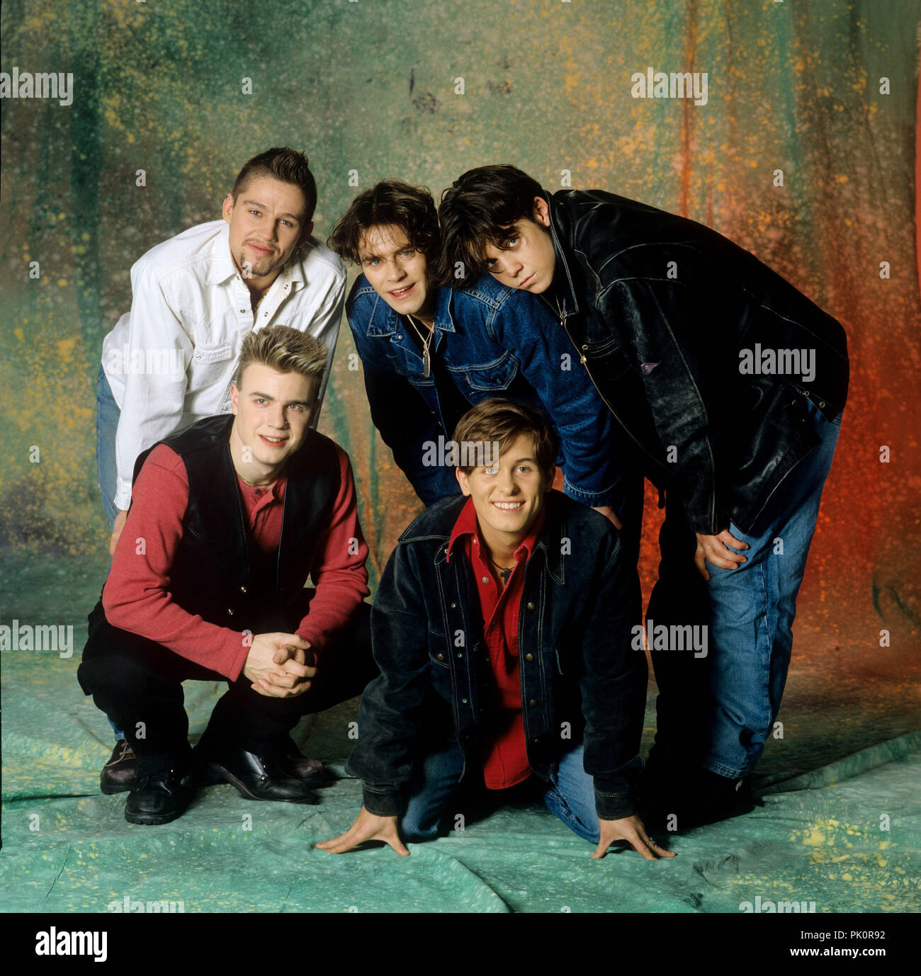 Take That (with singer Robbie Williams, r) on 15.01.1993 in München ...