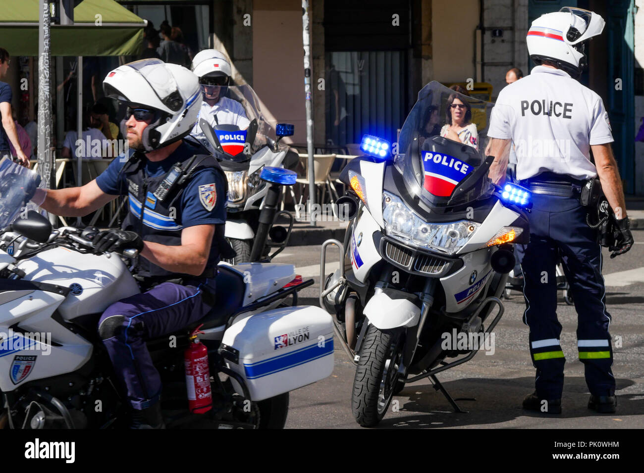 Motorcyclist police offcer hi-res stock photography and images - Alamy