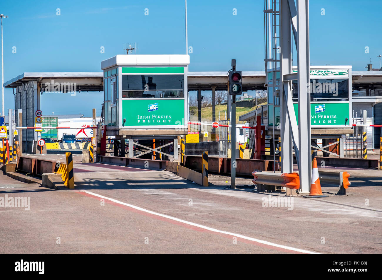 Car ferry terminal holyhead hi-res stock photography and images - Alamy