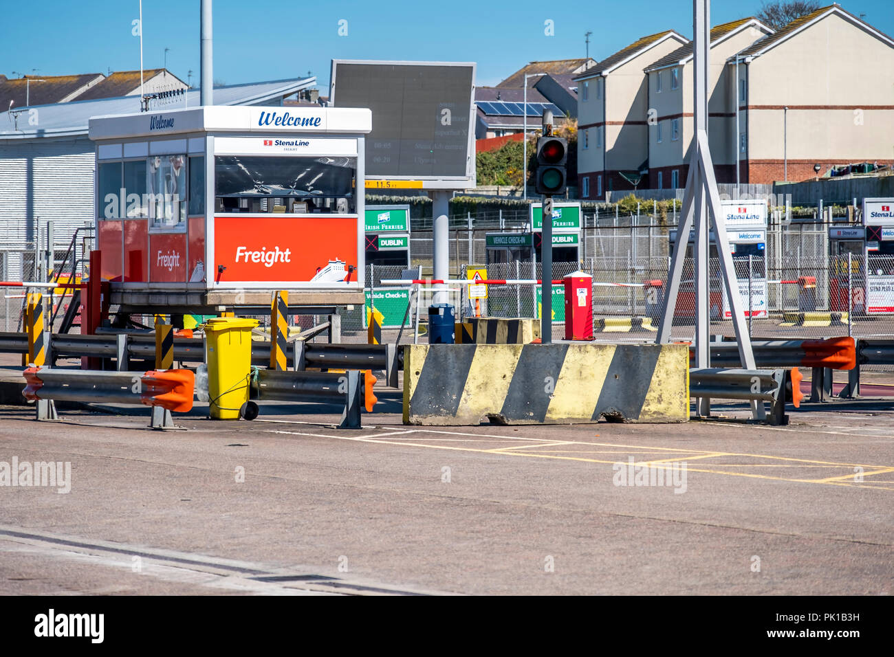 Car ferry terminal holyhead hi-res stock photography and images - Alamy