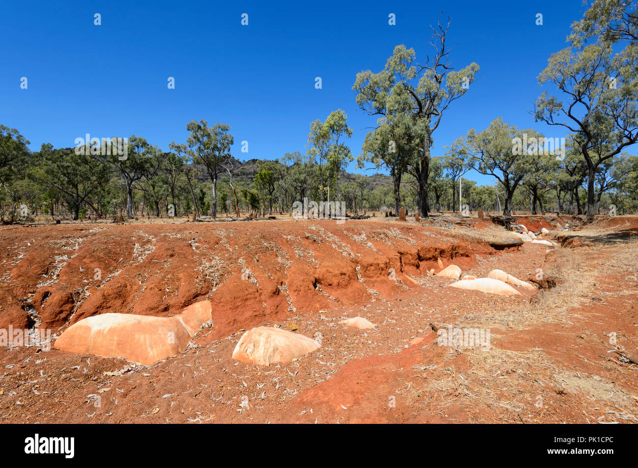 Geological limestone rocks formations hi-res stock photography and ...