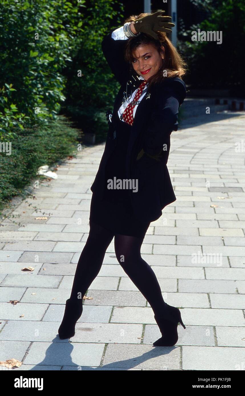 Paula Abdul, amerikanische Sängerin und Choreografin, in München ...