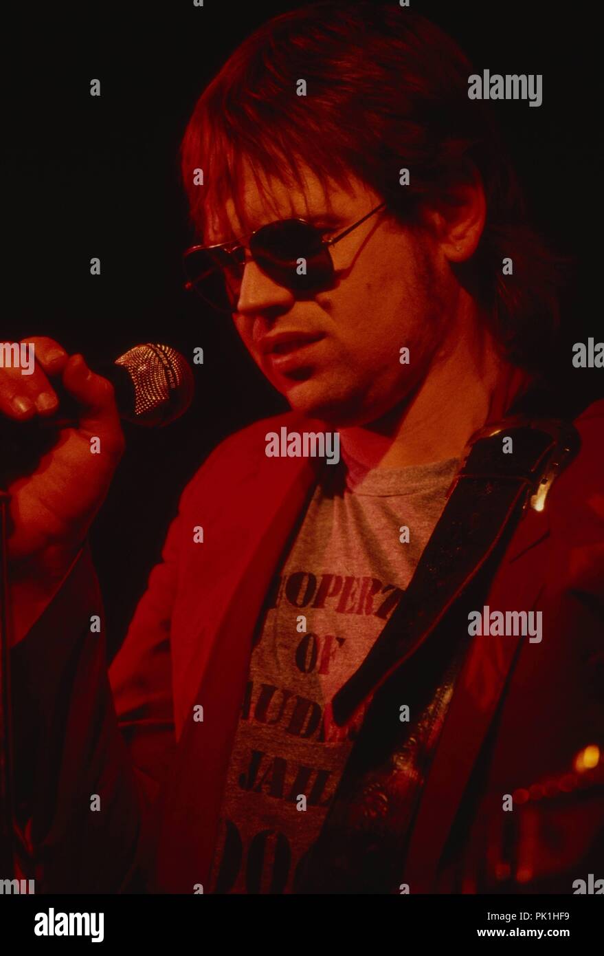 Jocco Abendroth, deutscher Sänger, Gitarrist und Komponist, bei einem ...