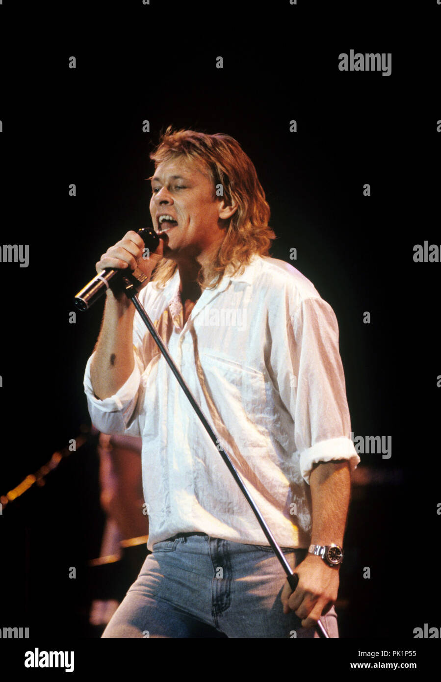 Brian Howe (Bad Company) on 17.02.1987 in München / Munich. | usage ...