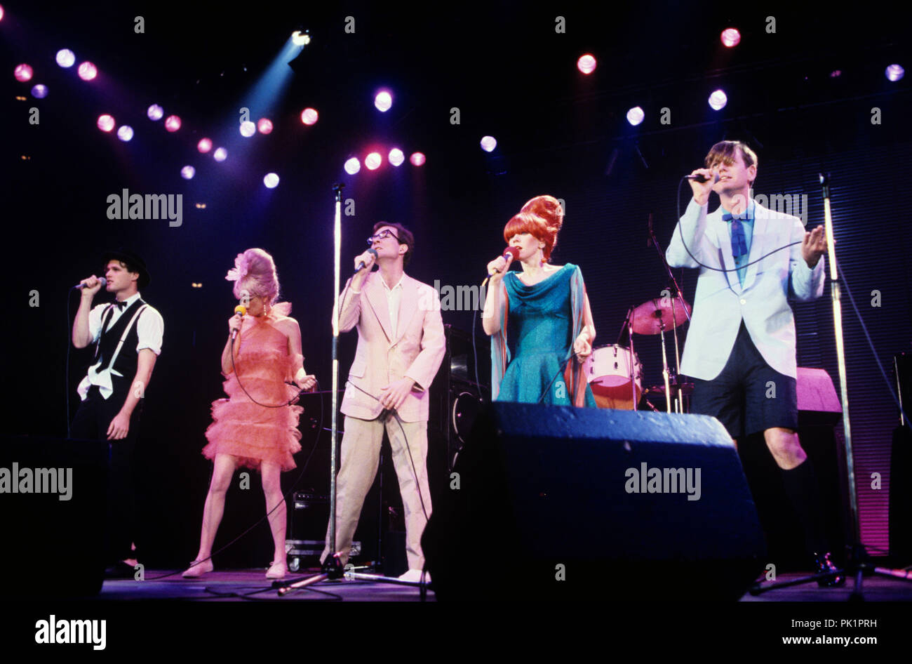 B 52s band hi-res stock photography and images - Alamy