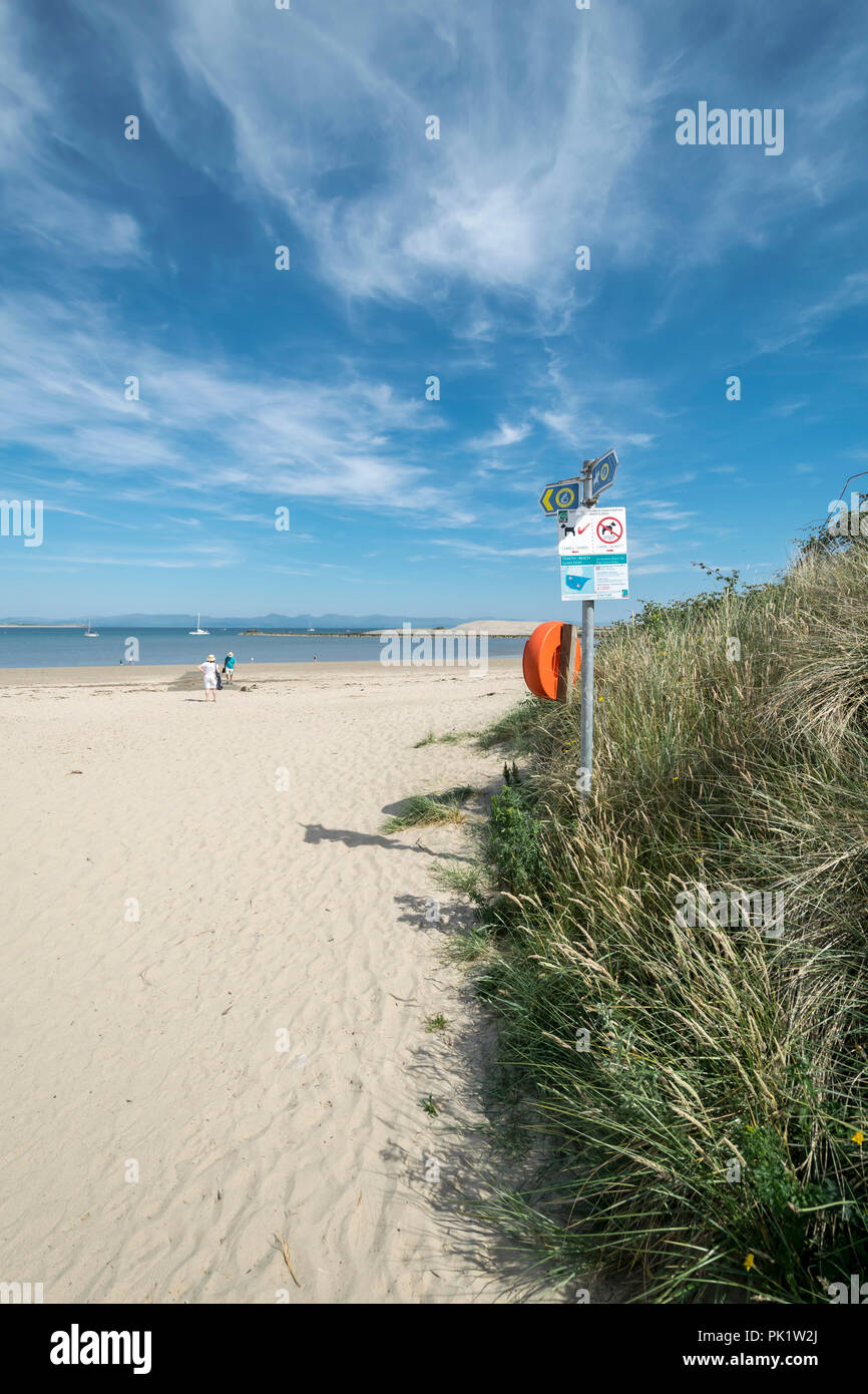 Pwllheli beach wales hi-res stock photography and images - Alamy