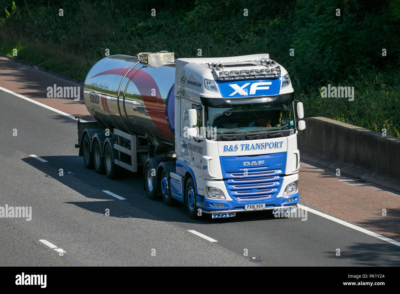 B&S Transport DAF XF Transport Trucks, shipping freight, heavy haulage ...
