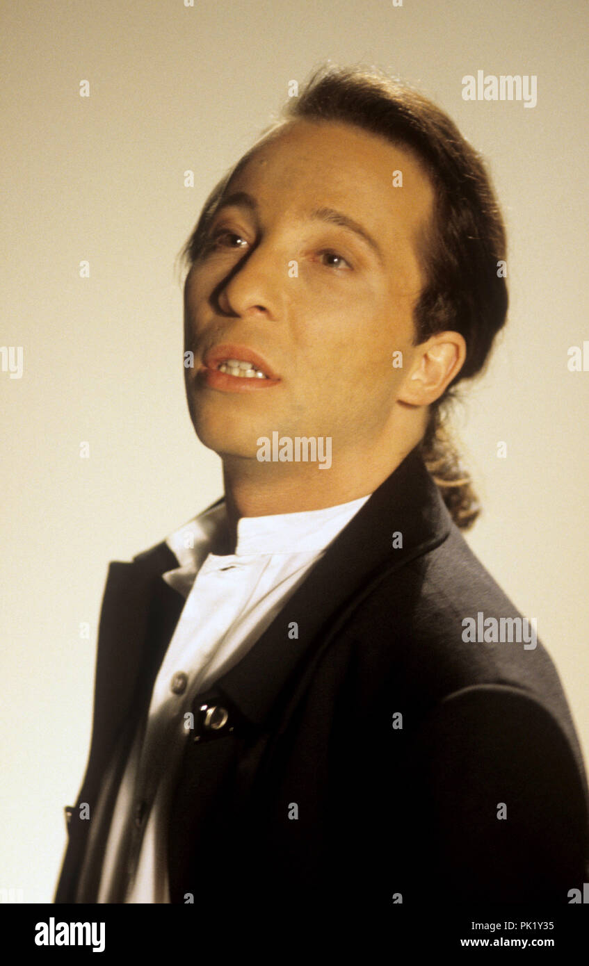 DJ BoBo on 12.12.1995 in Stuttgart. | usage worldwide Stock Photo - Alamy