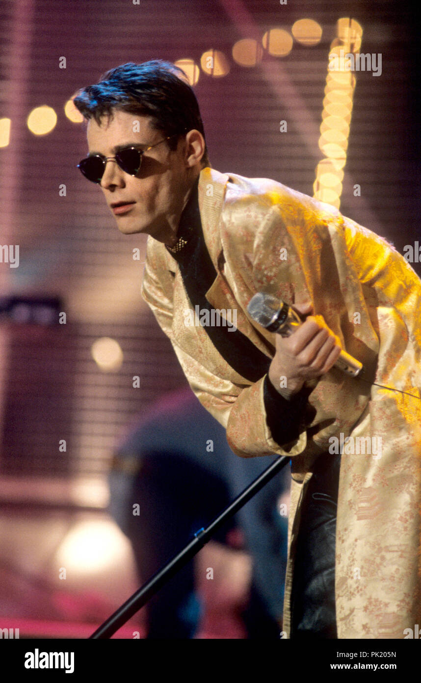 Andrew eldritch hi-res stock photography and images - Alamy
