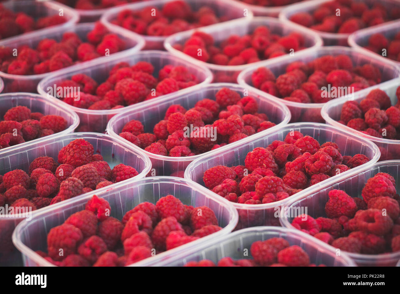 Supermarket raspberries hi-res stock photography and images - Alamy