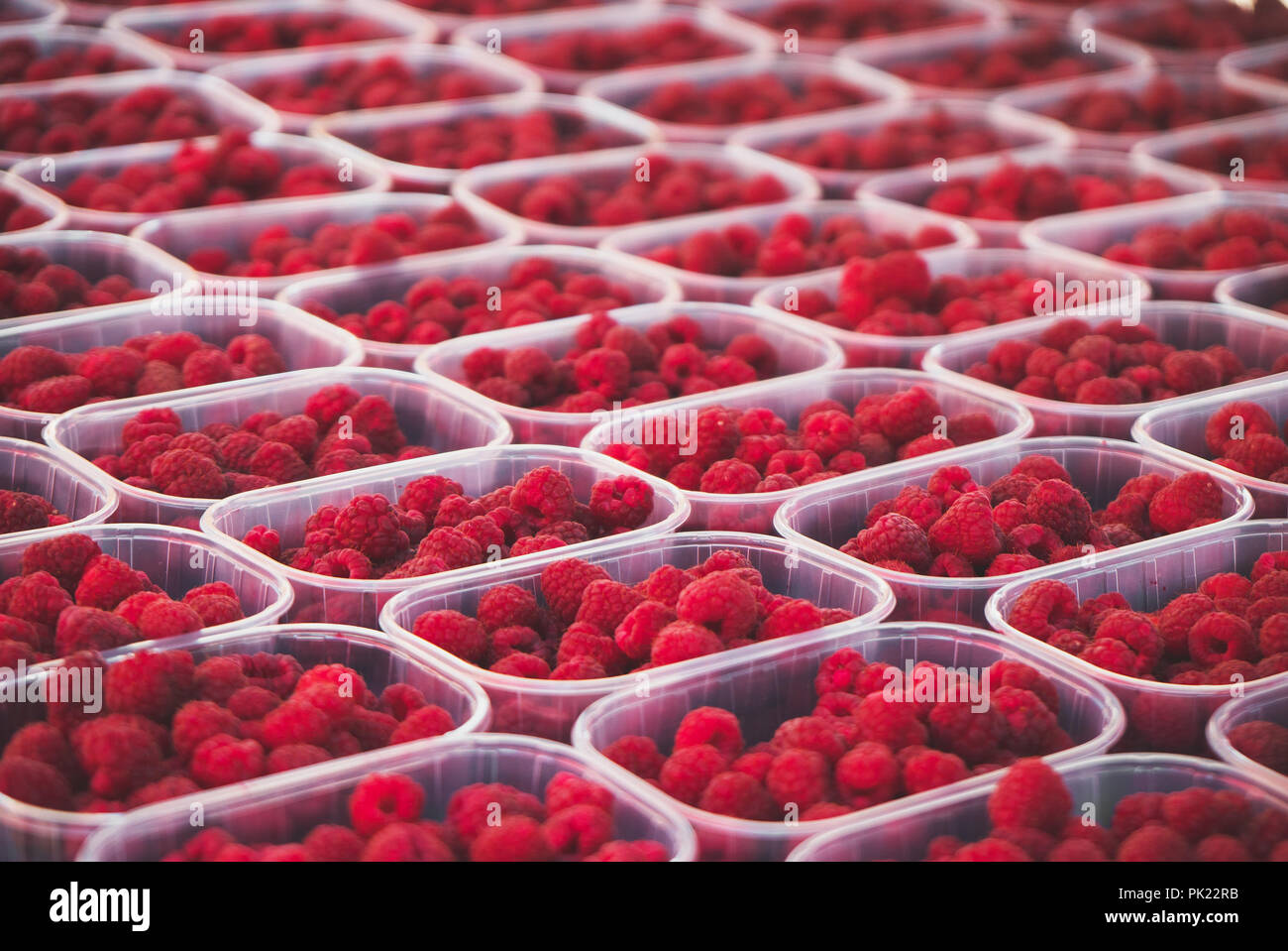Supermarket raspberries hi-res stock photography and images - Alamy