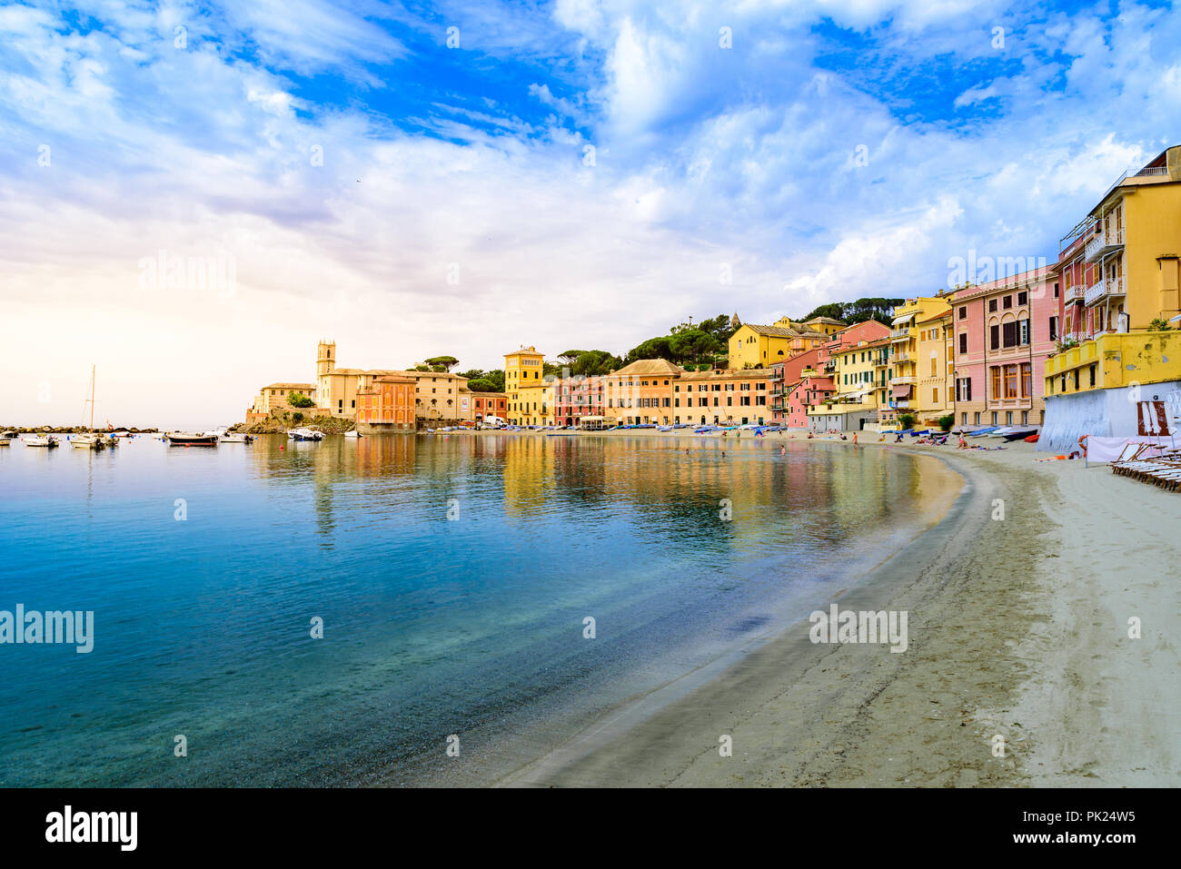 Sestri Levante - Paradise Bay of Silence with its boats and its lovely ...