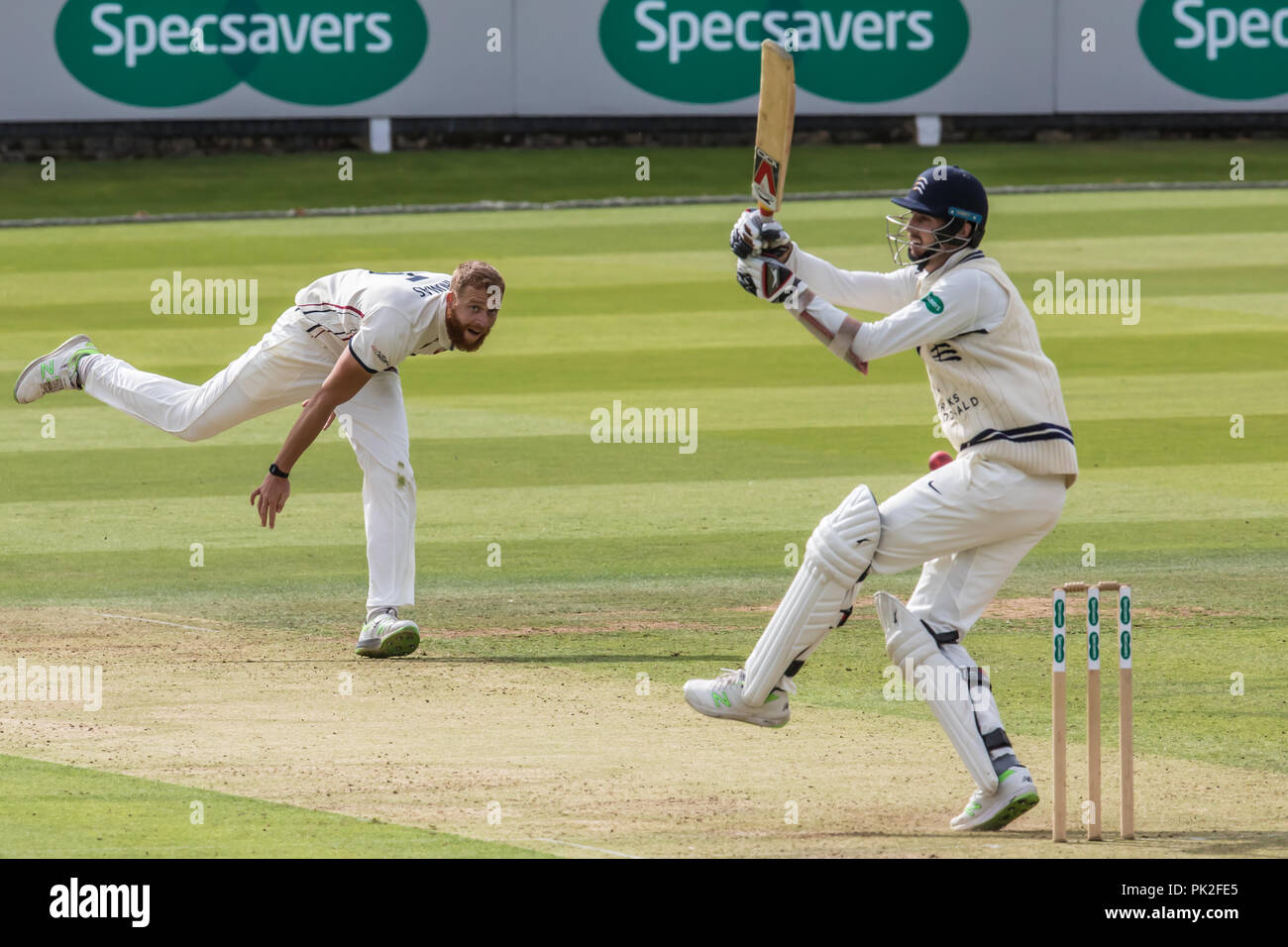 Cricket steve finn hi-res stock photography and images - Alamy