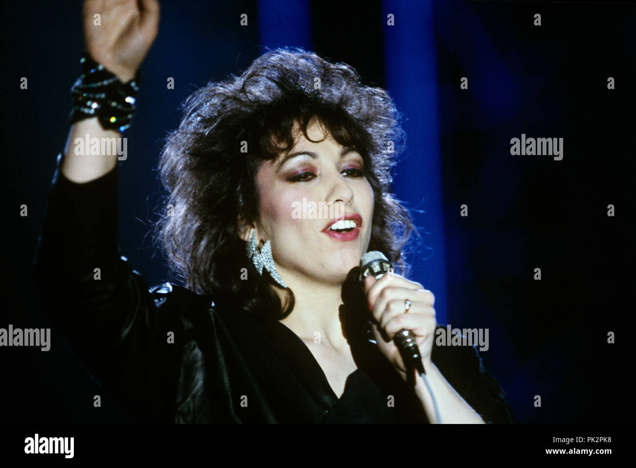 Singer jennifer rush on stage hi-res stock photography and images - Alamy