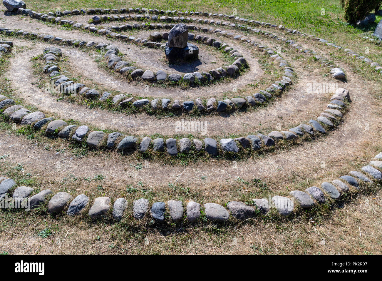 Steel labyrinth hi-res stock photography and images - Alamy