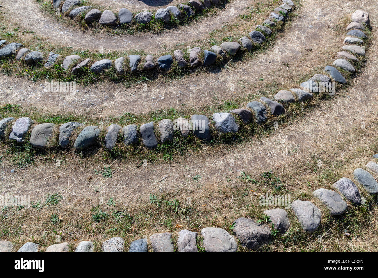 Steel labyrinth hi-res stock photography and images - Alamy