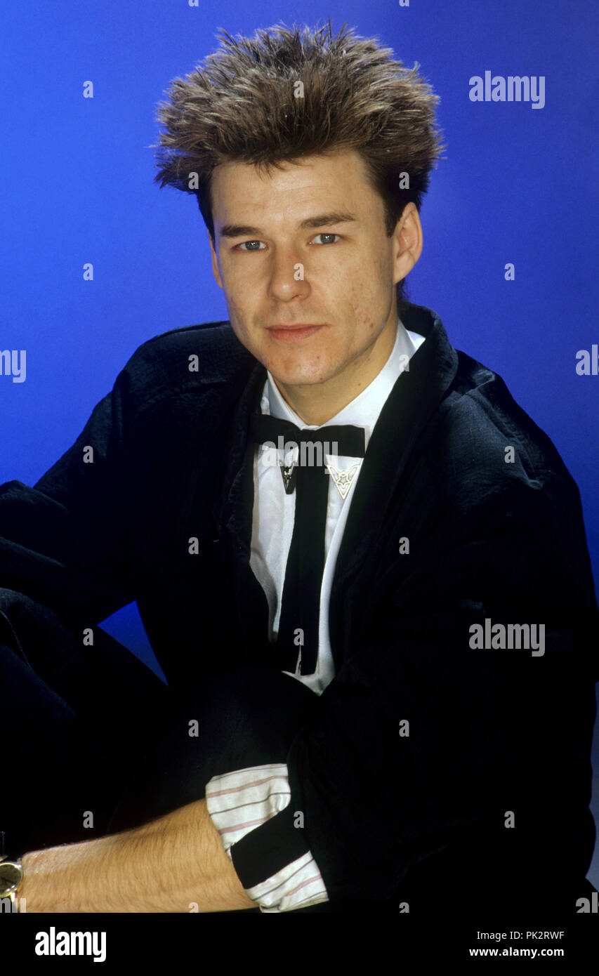 Stuart Adamson (Big Country) on 24.09.1986 in München / Munich. | usage ...