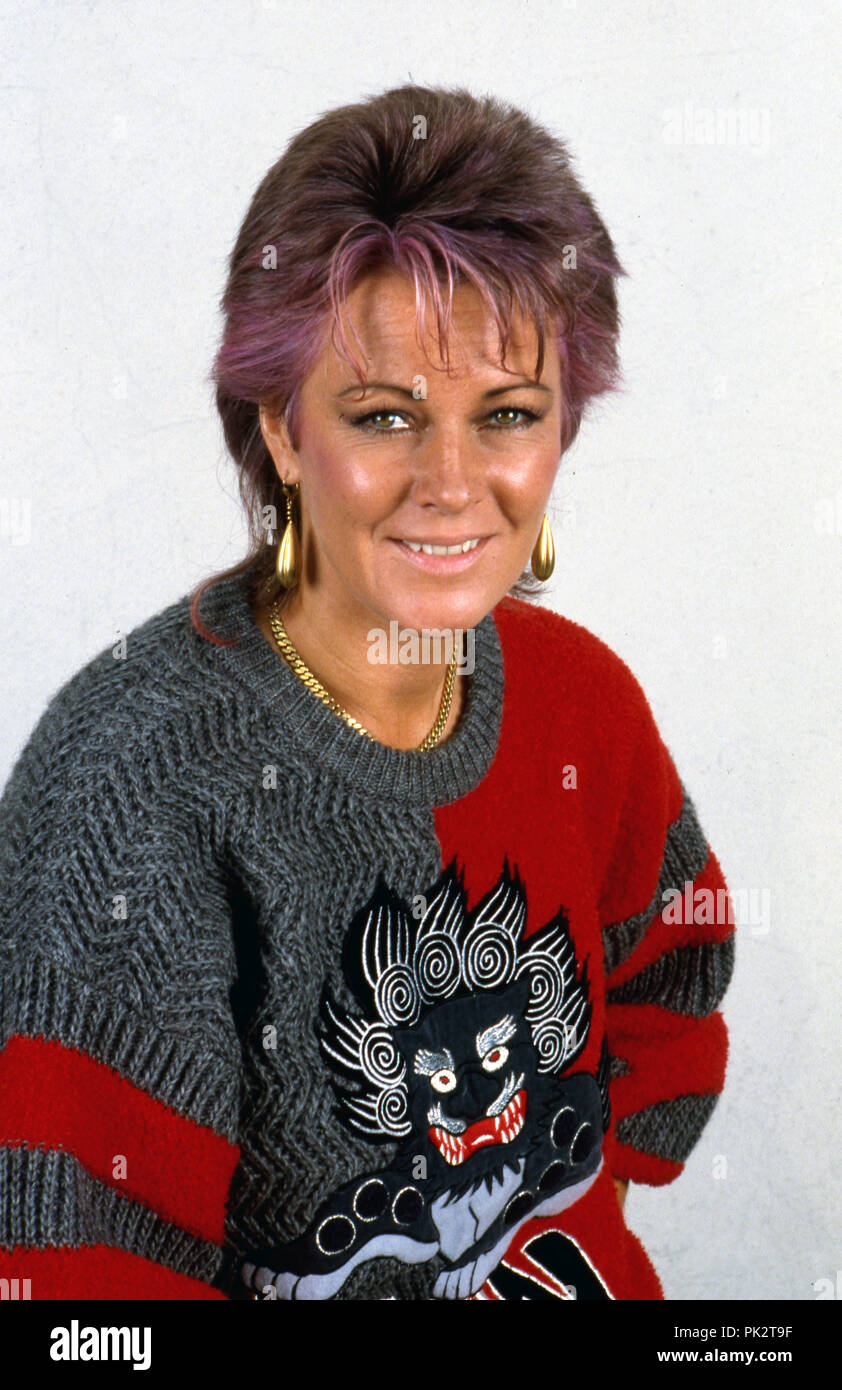 Frida - ABBA - Germany - September 1982, visit Showexpress with Michael ...