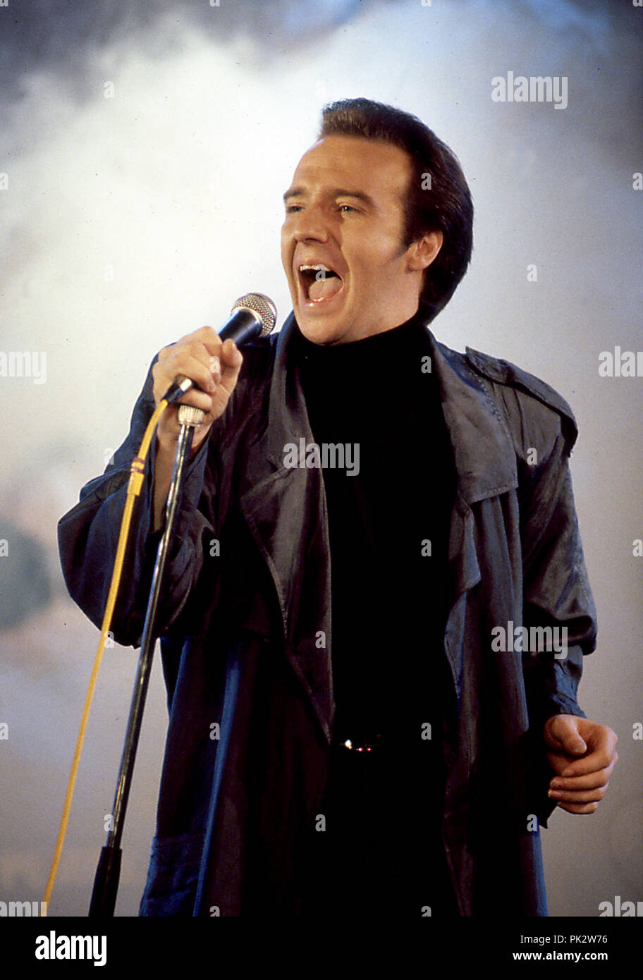 British singer-songwriter Midge Ure in 1985 in Lippstadt - Germany ...